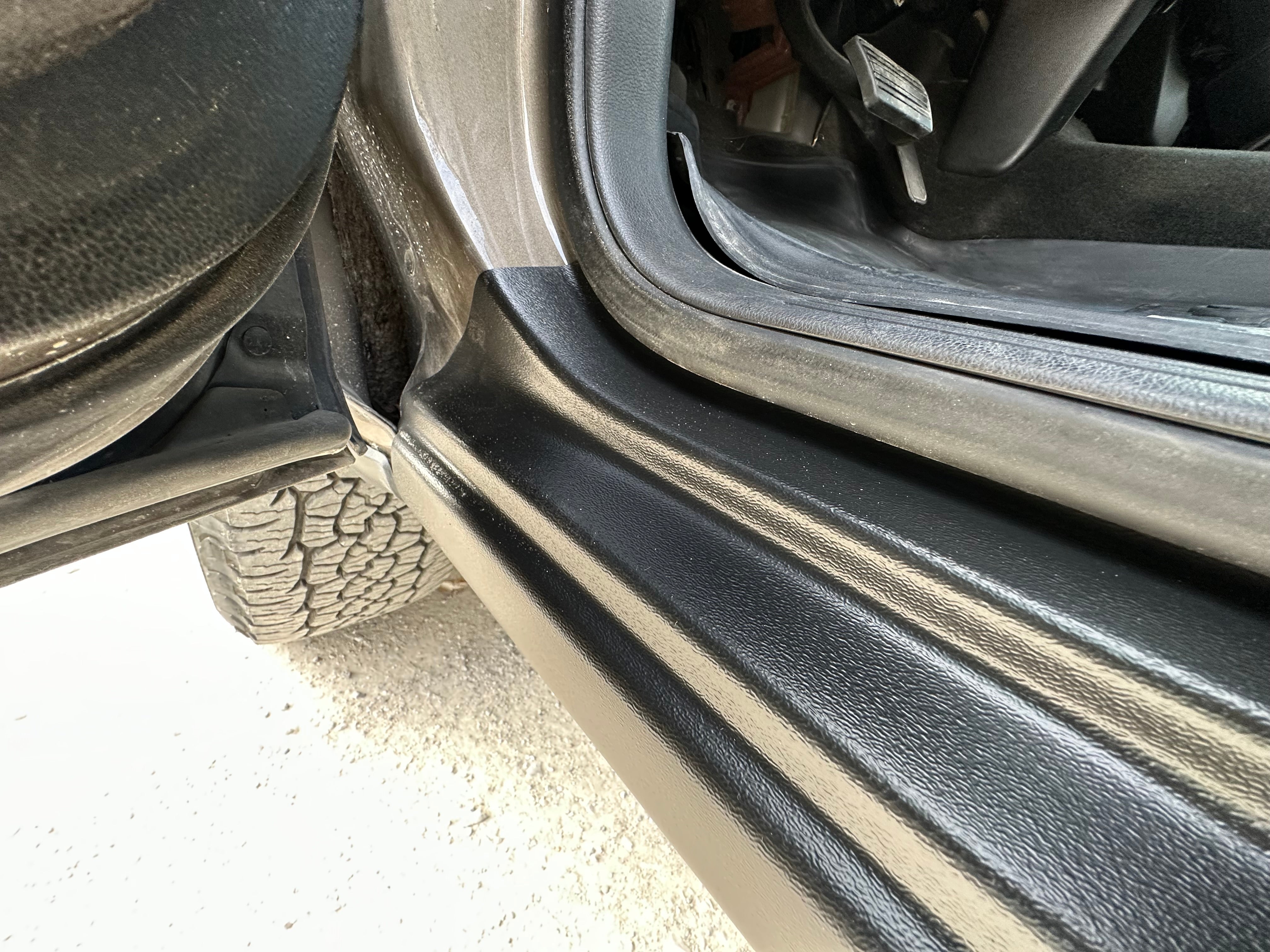 2014-2018 Silverado/Sierra Crew Cab, Slip On Rocker Panel + Cab Corner ...